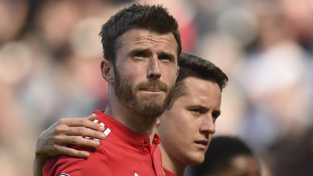 แอบแค้นเบาๆ! คาร์ริค รำลึกเคยชวดซบ ปืน เพราะ ฟาเบรกาส - ขอบสนาม