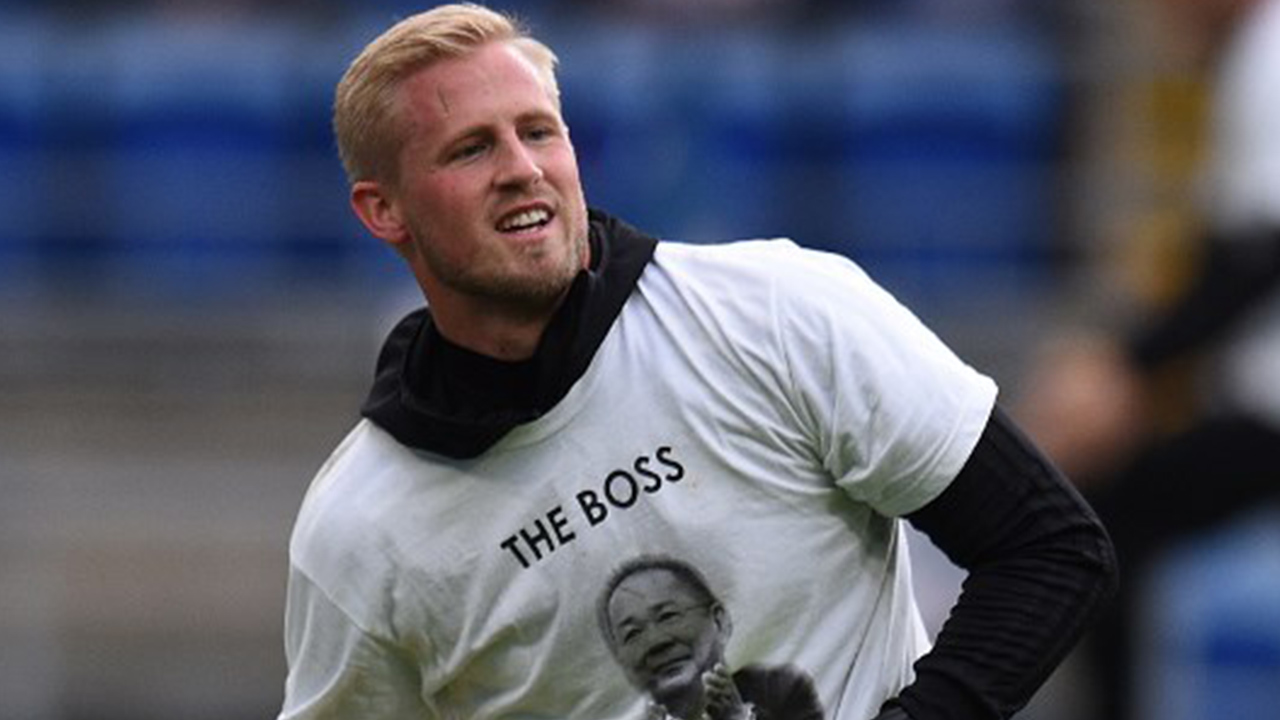 'ชัยชนะนัดนี้เพื่อ คุณวิชัยและครอบครัว' - แคสเปอร์ ชไมเคิ่ล - ขอบสนาม